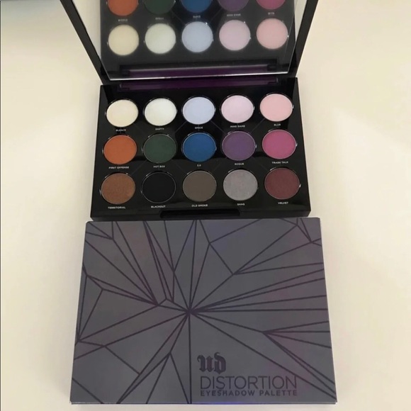 Urban Decay | Makeup | New Urban Decay Distortion Eyeshadow Palette ...
